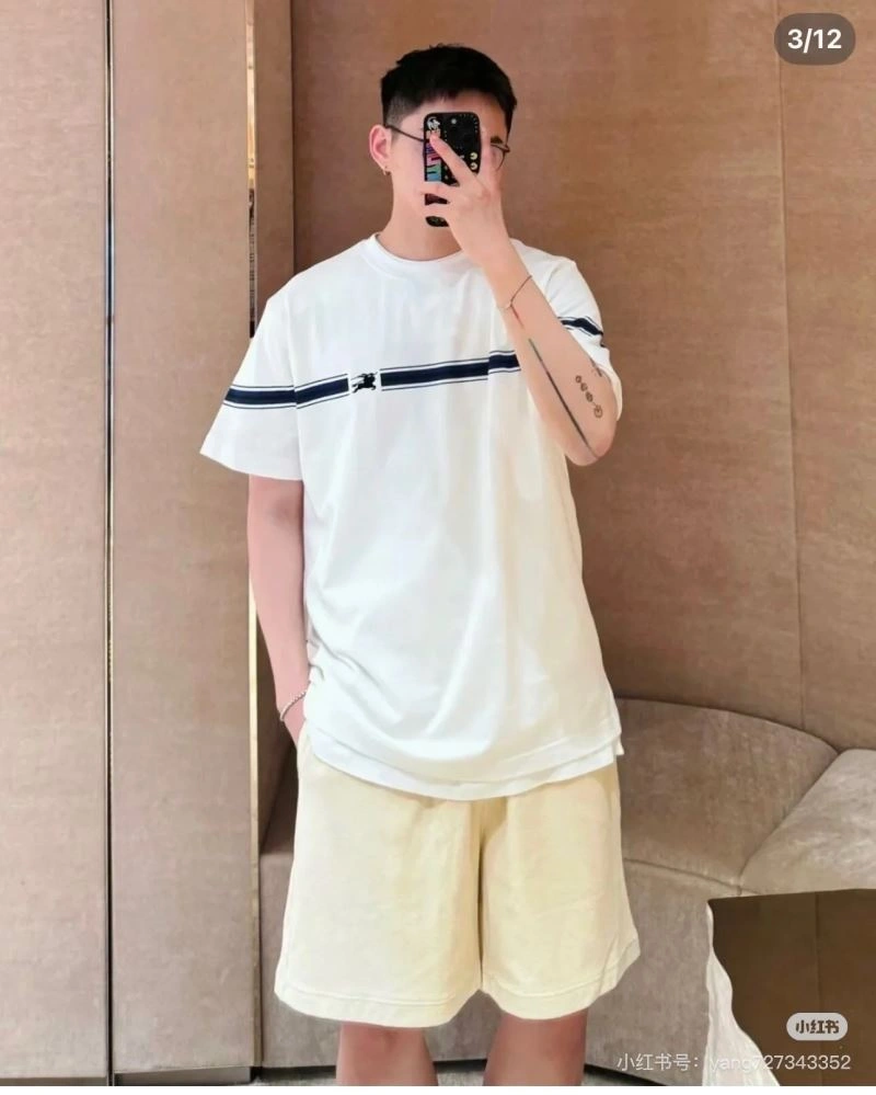 Affordable Burberry T-Shirts