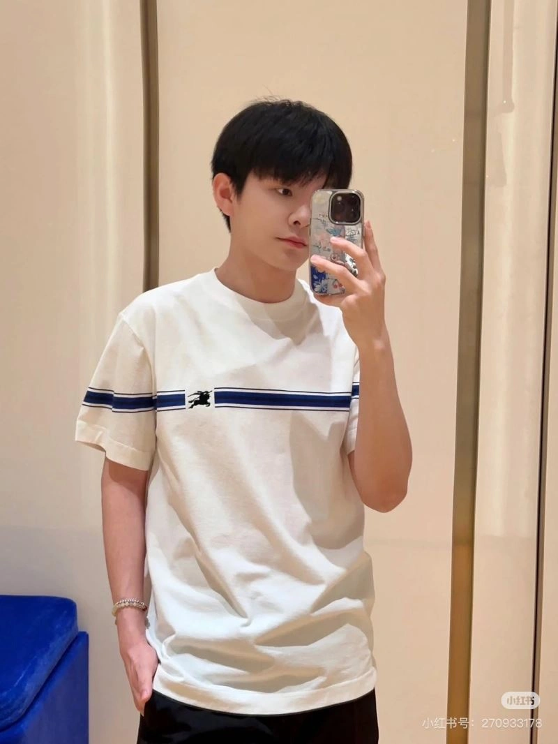 Affordable Burberry T-Shirts