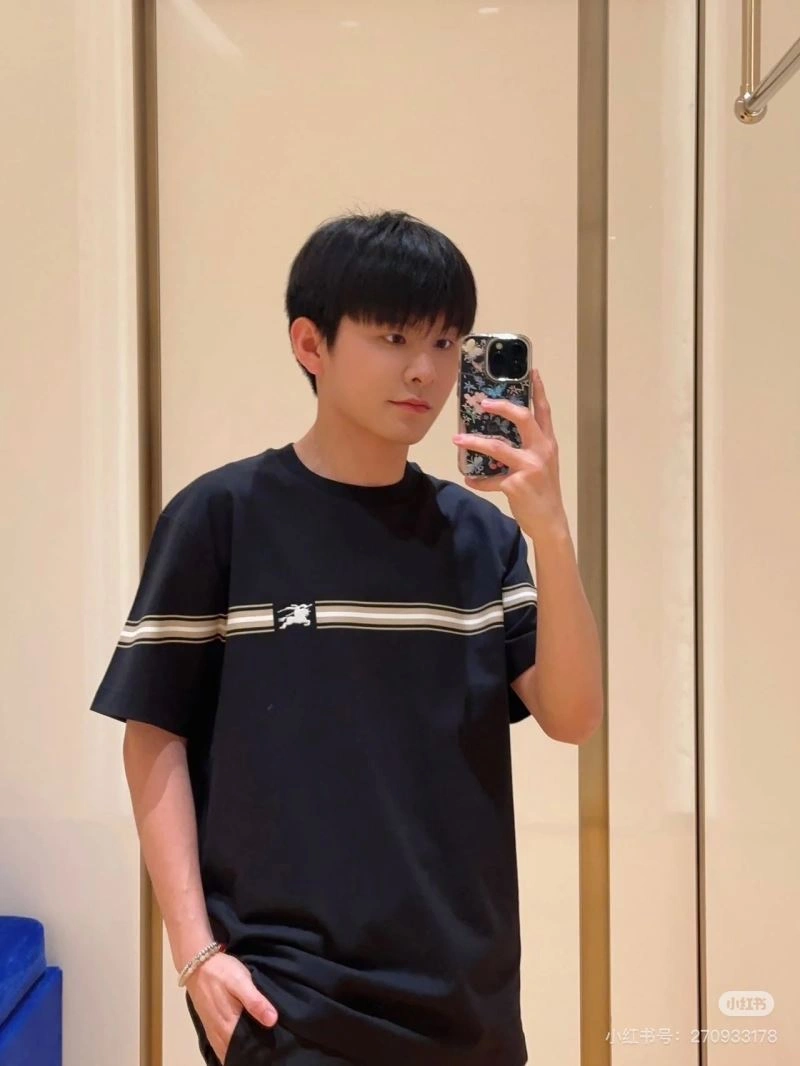 Affordable Burberry T-Shirts