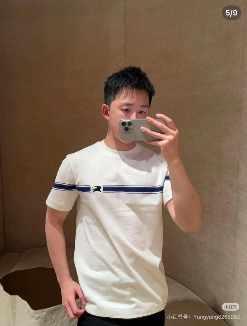 Affordable Burberry T-Shirts