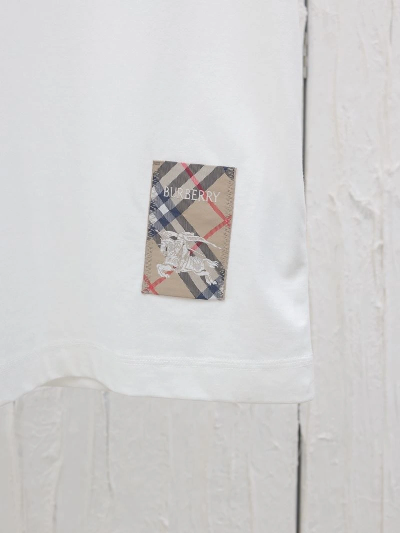 Top match Burberry T-Shirts