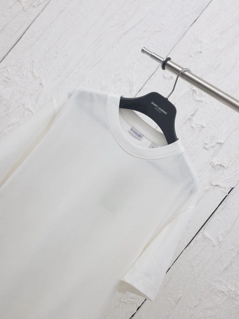 Top match Burberry T-Shirts