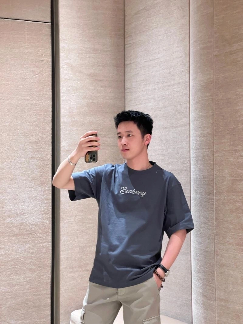 Affordable Burberry T-Shirts