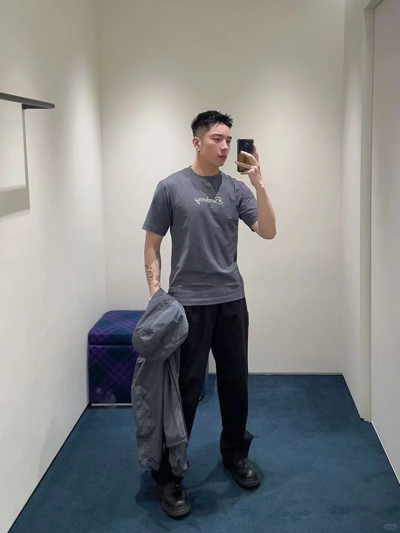 Affordable Burberry T-Shirts