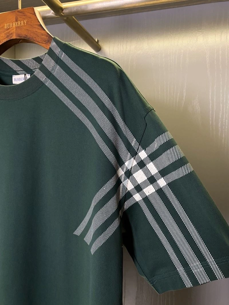 Low-cost Burberry T-Shirts