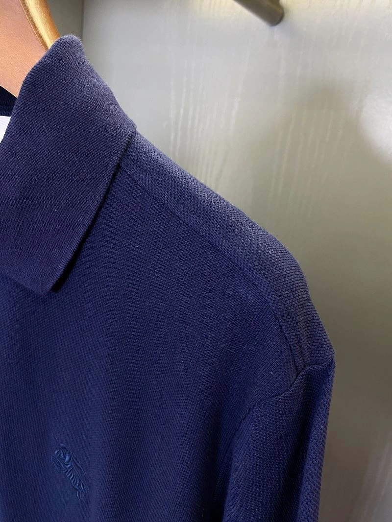 Low-cost Burberry T-Shirts
