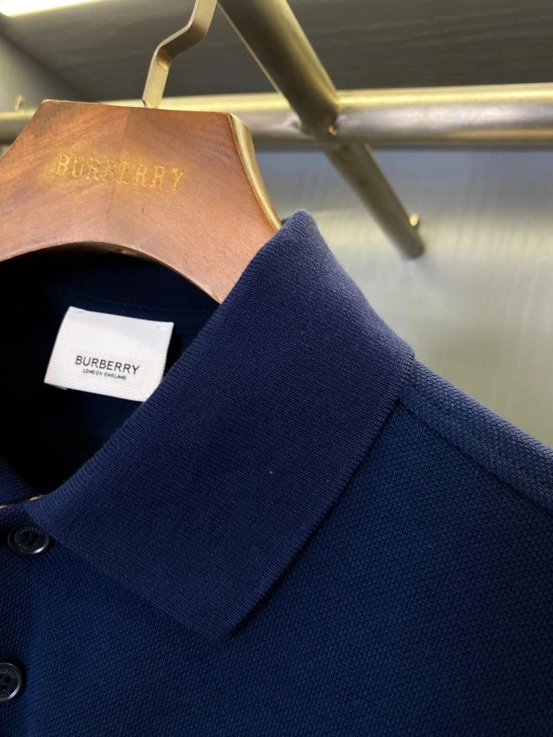 Low-cost Burberry T-Shirts
