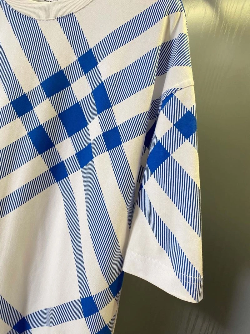 Factory-made Burberry T-Shirts