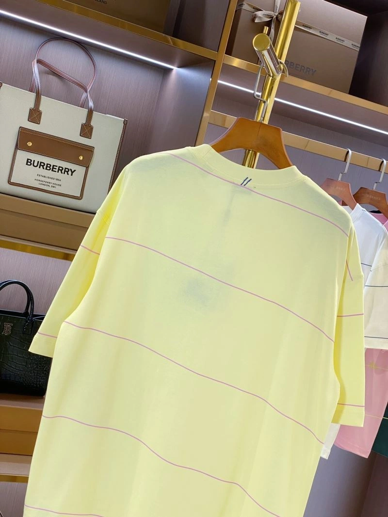 High fidelity Burberry T-Shirts