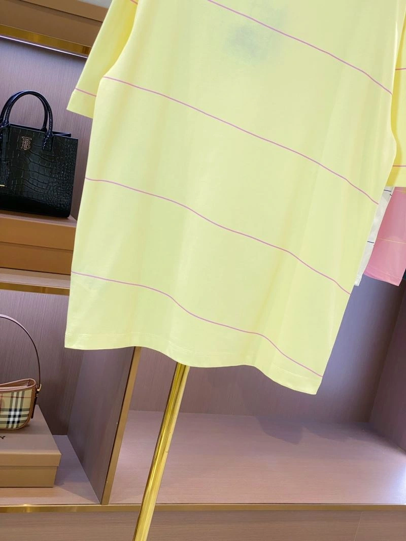 High fidelity Burberry T-Shirts