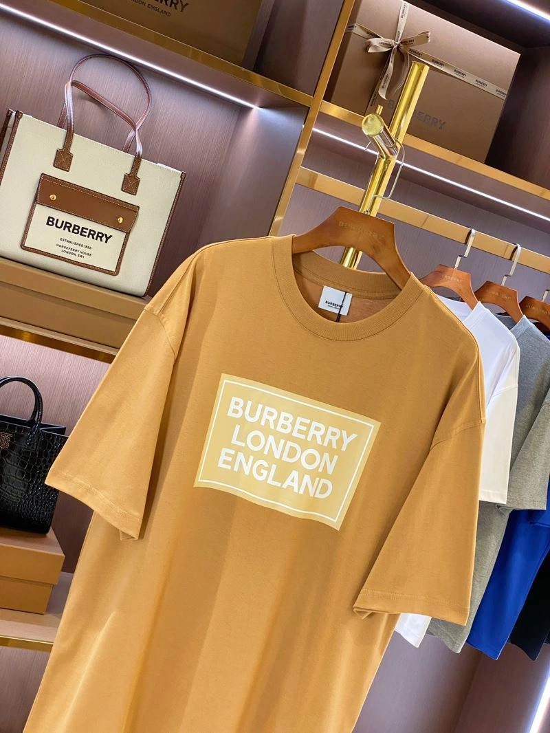 Original Burberry T-Shirts