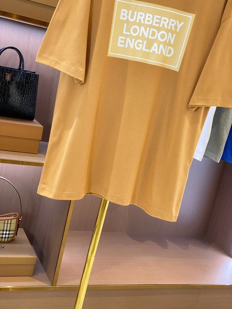 Original Burberry T-Shirts