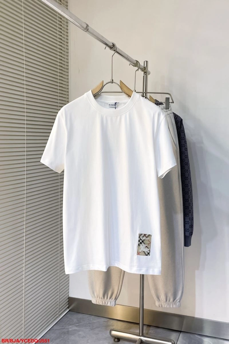 Affordable Burberry T-Shirts