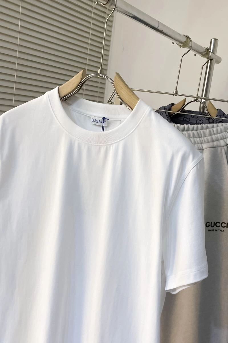 Affordable Burberry T-Shirts