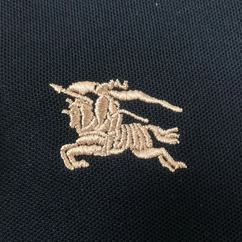 Accurate model Burberry T-Shirts