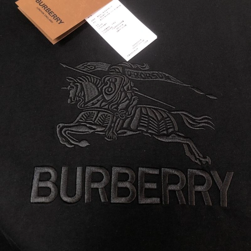Factory-made Burberry T-Shirts