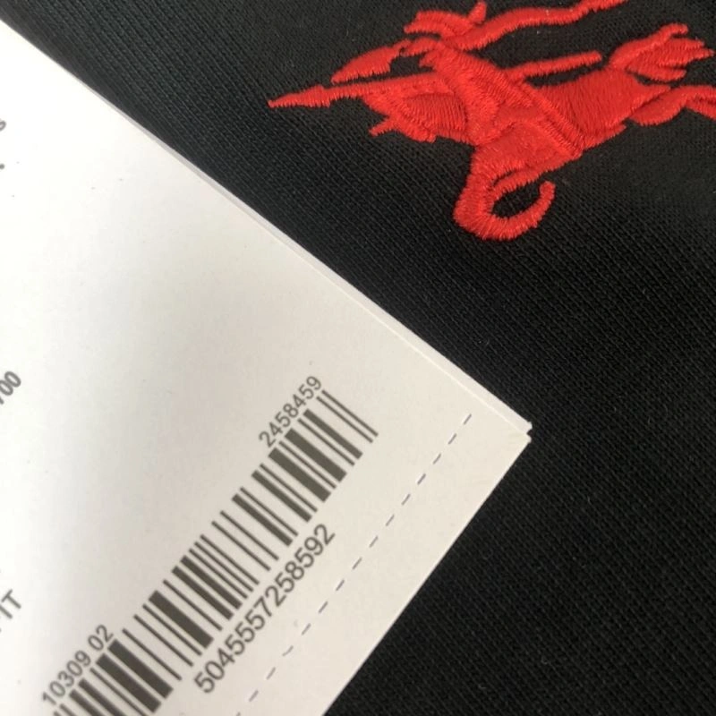 Low-cost Burberry T-Shirts