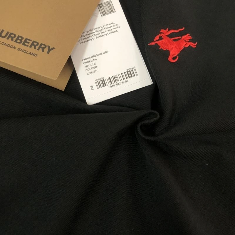 Low-cost Burberry T-Shirts