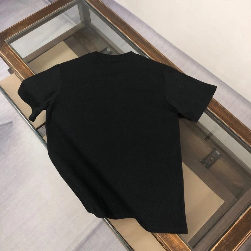 Accurate model Burberry T-Shirts