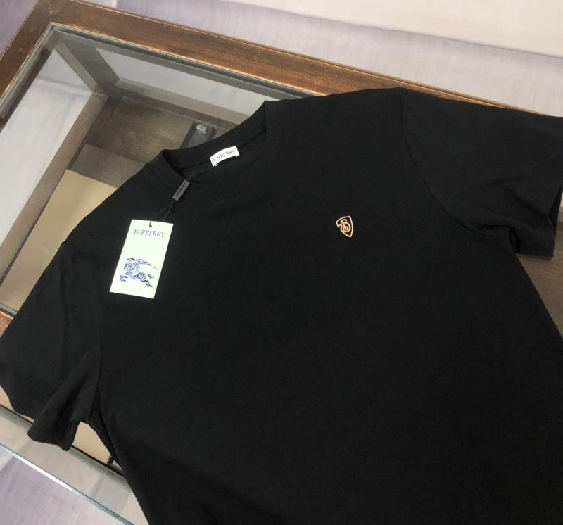 Top match Burberry T-Shirts