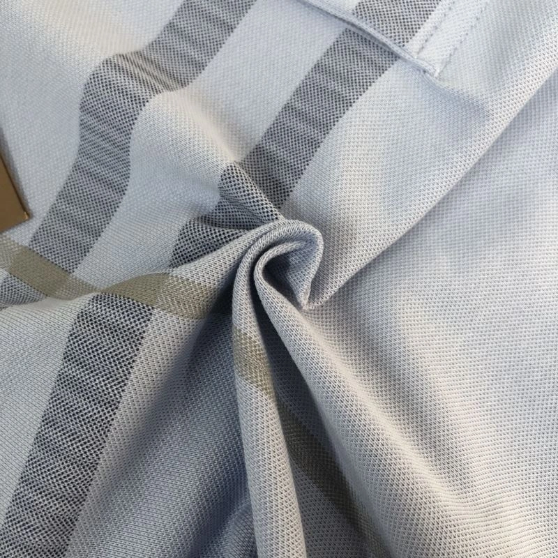 Low-cost Burberry T-Shirts
