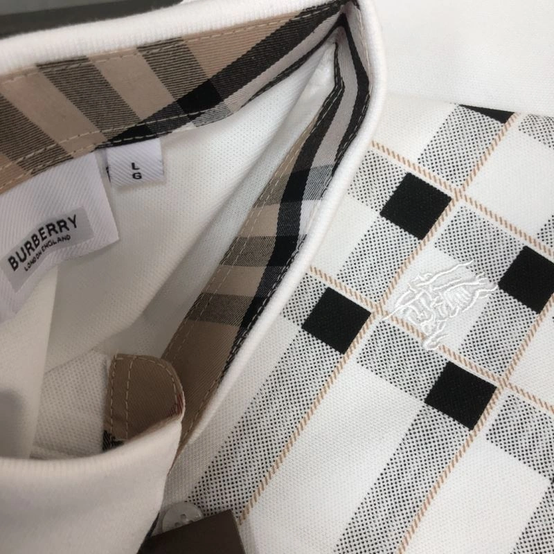 Indistinguishable Burberry T-Shirts