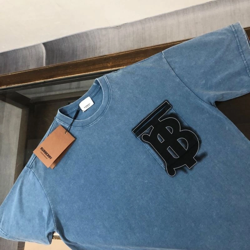 Indistinguishable Burberry T-Shirts
