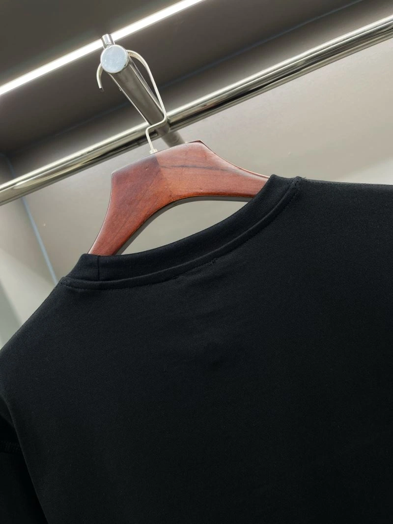 Bargain Burberry T-Shirts