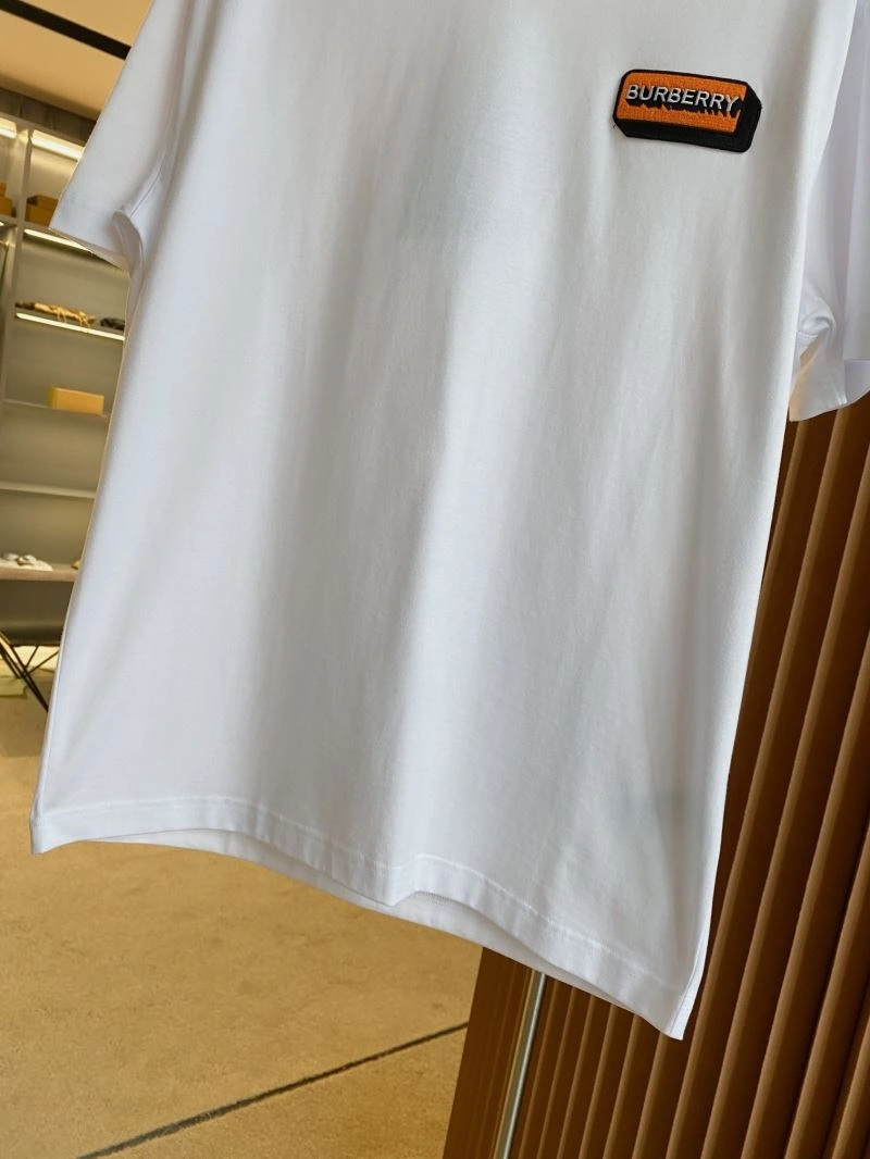 Indistinguishable Burberry T-Shirts