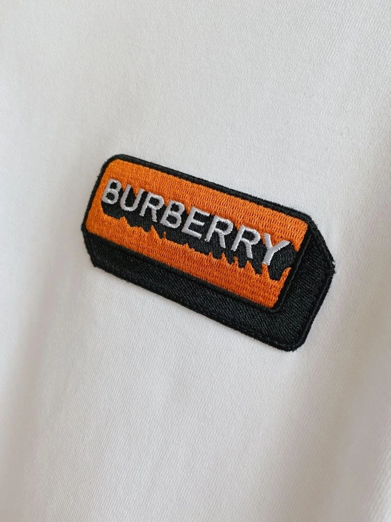 Indistinguishable Burberry T-Shirts