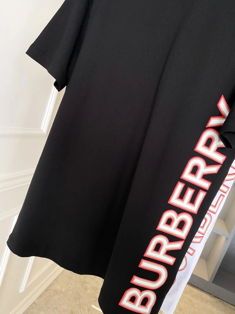 Low-cost Burberry T-Shirts