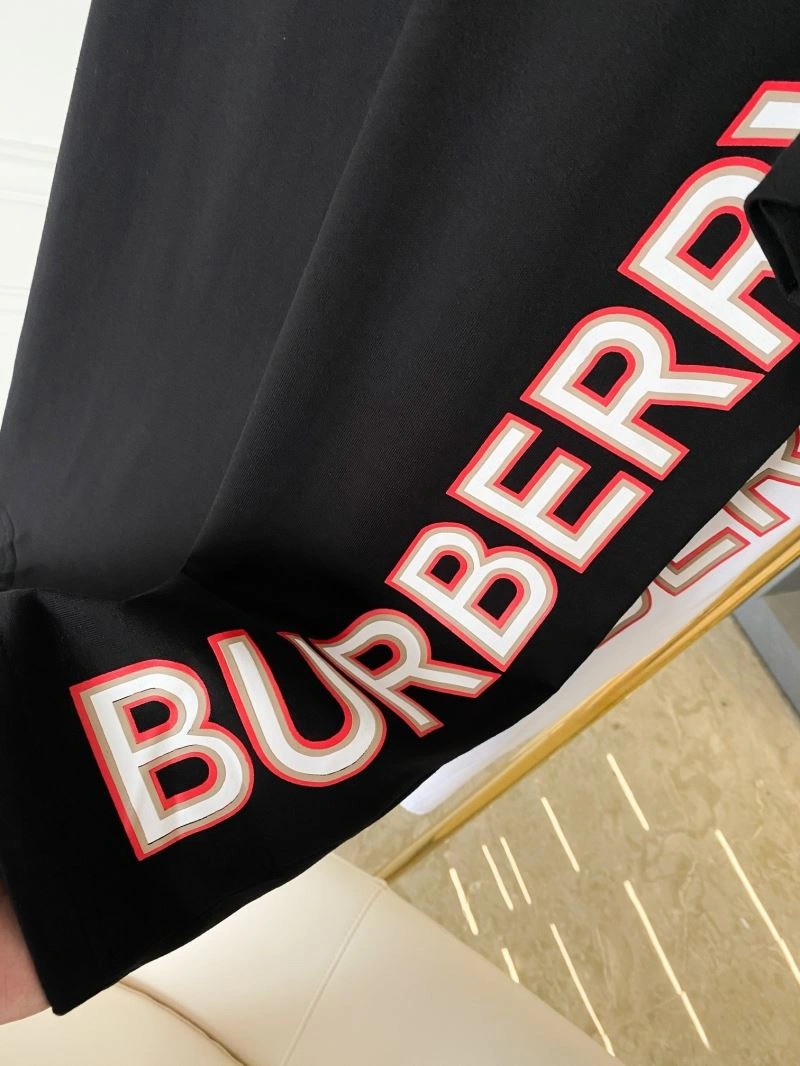 Low-cost Burberry T-Shirts