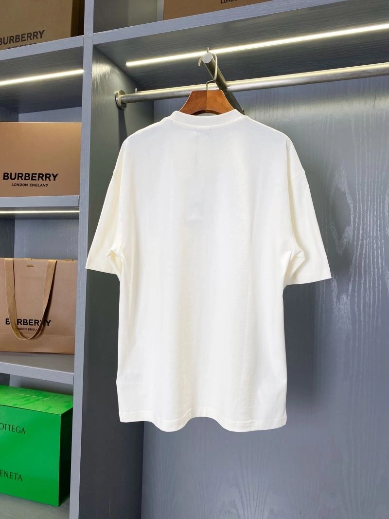 High fidelity Burberry T-Shirts