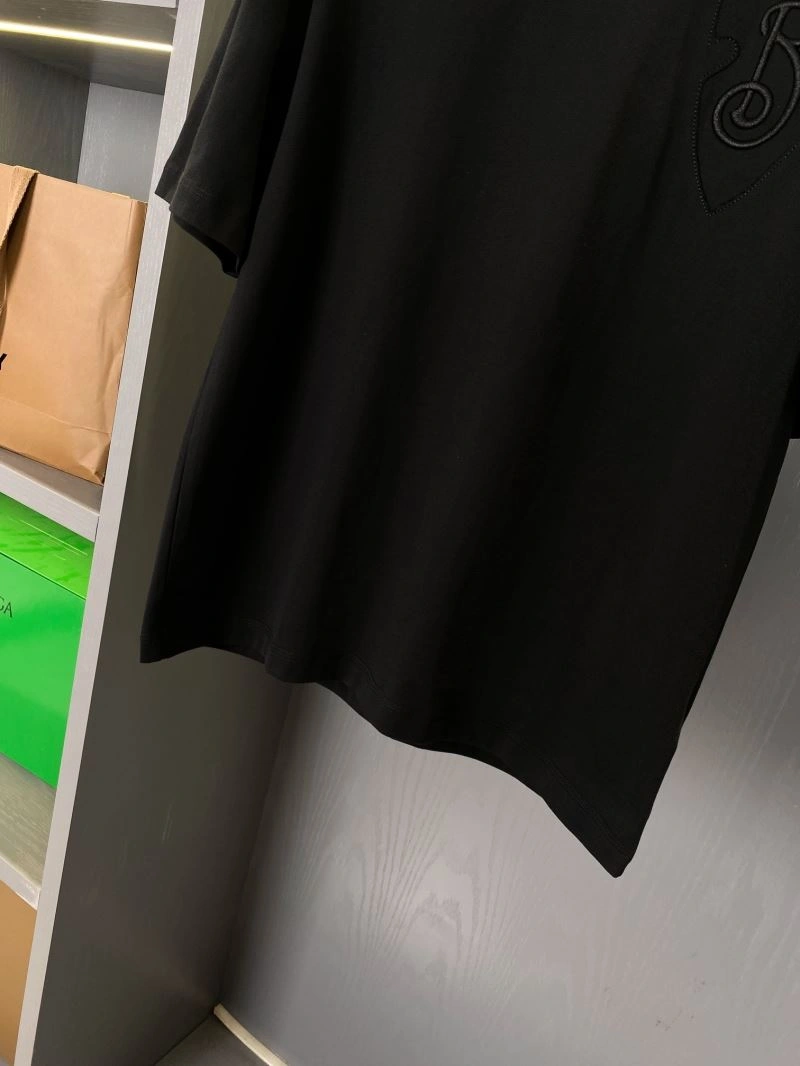 Low-cost Burberry T-Shirts