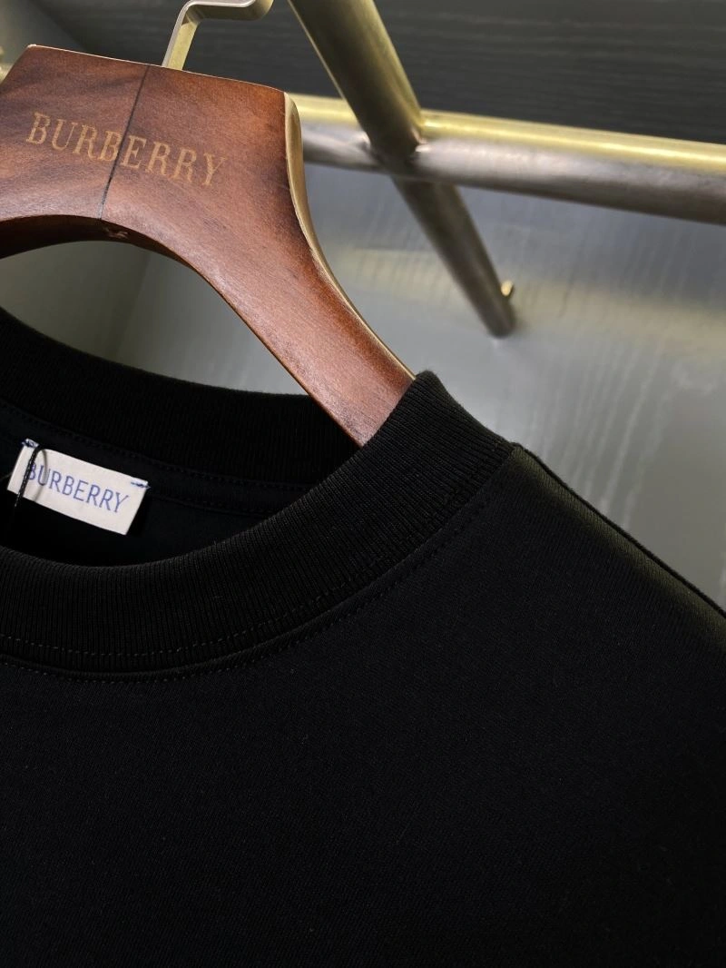 Low-cost Burberry T-Shirts
