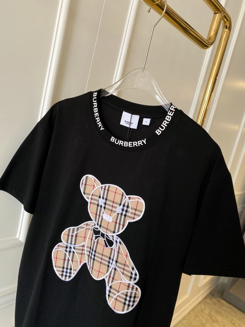 Low-cost Burberry T-Shirts