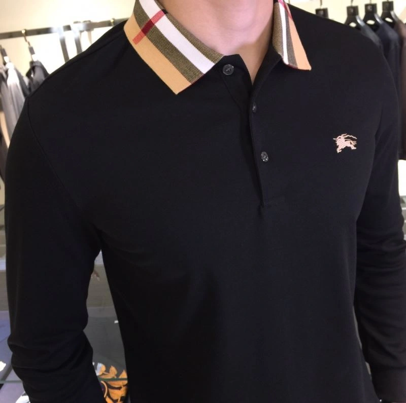Indistinguishable Burberry T-Shirts