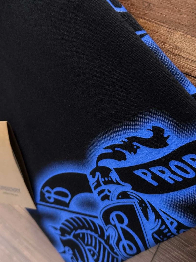 Low-cost Burberry T-Shirts