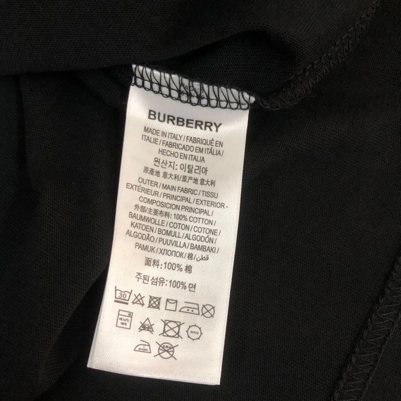 Low-cost Burberry T-Shirts