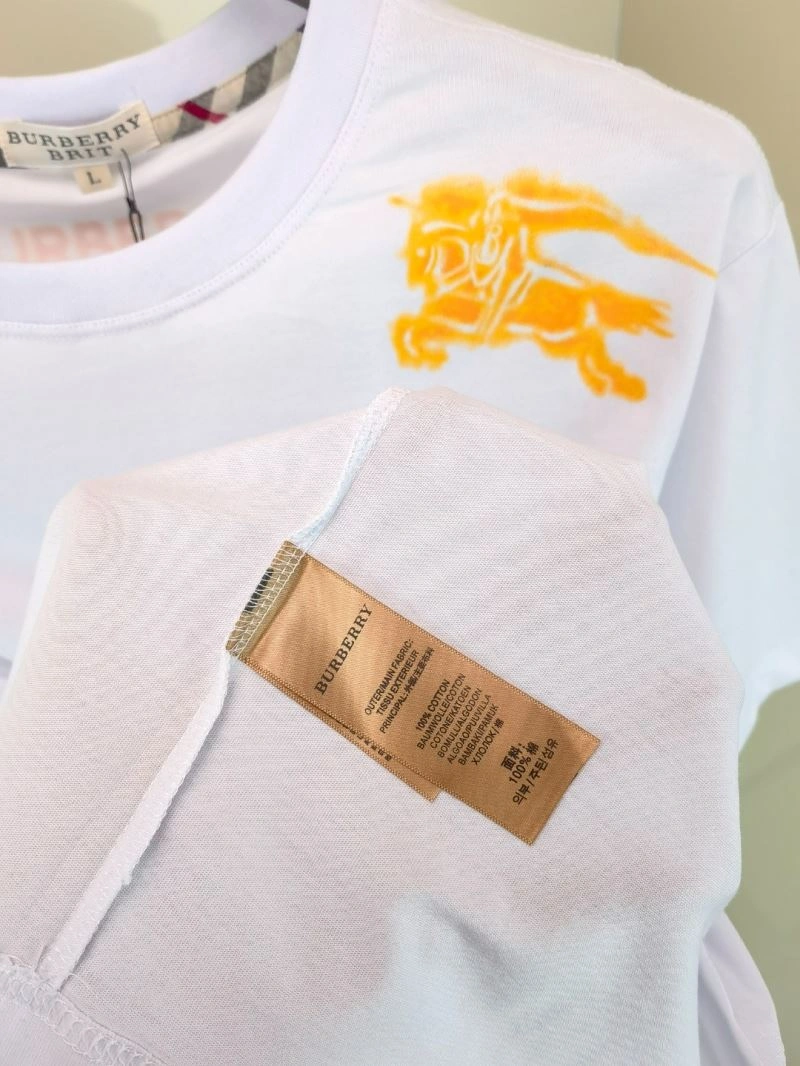 High fidelity Burberry T-Shirts