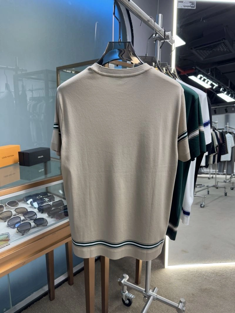 Cut-rate Burberry T-Shirts