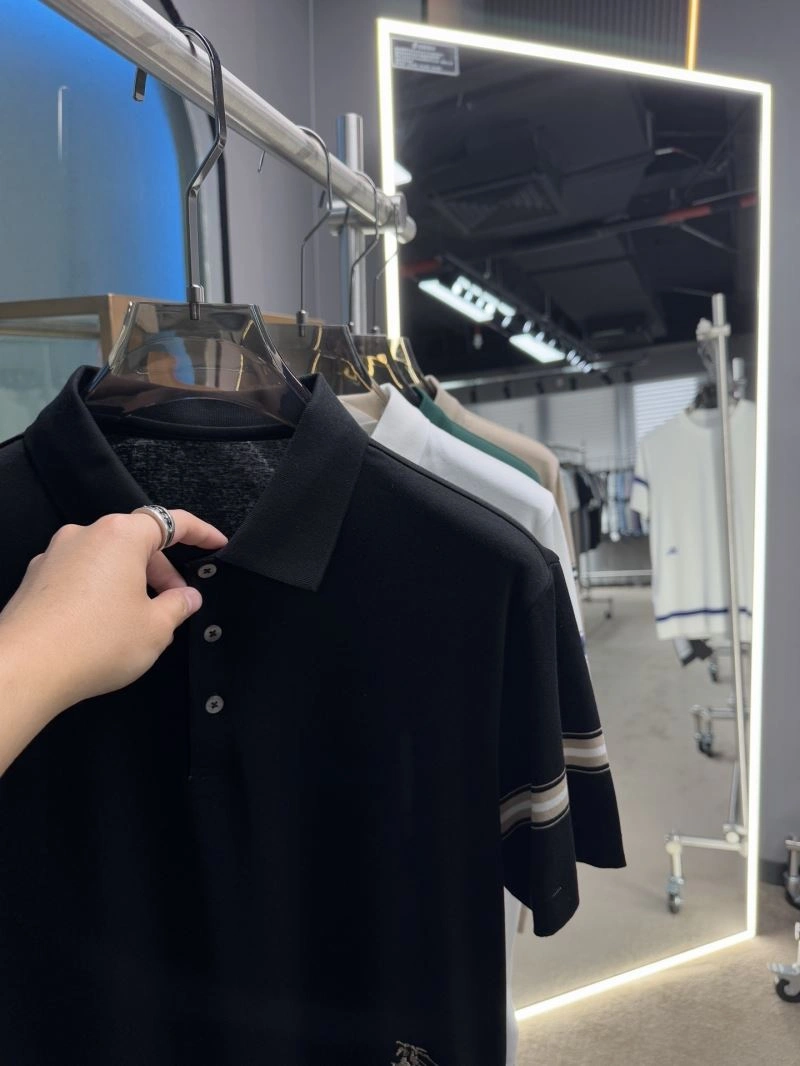 Top mirror Burberry T-Shirts