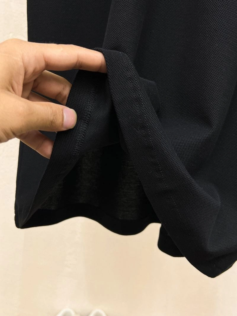 Accurate model Burberry T-Shirts