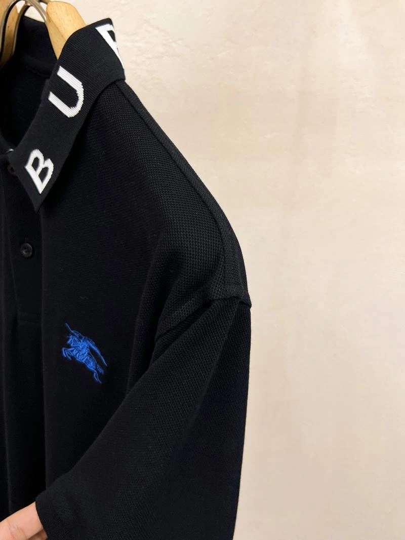 Accurate model Burberry T-Shirts