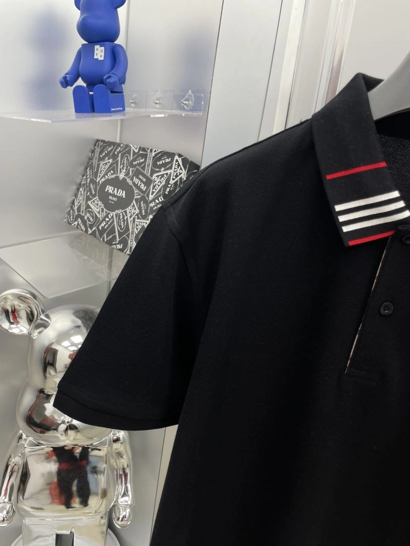 Low-cost Burberry T-Shirts
