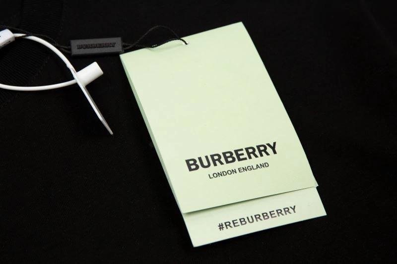 Inexpensive Burberry T-Shirts