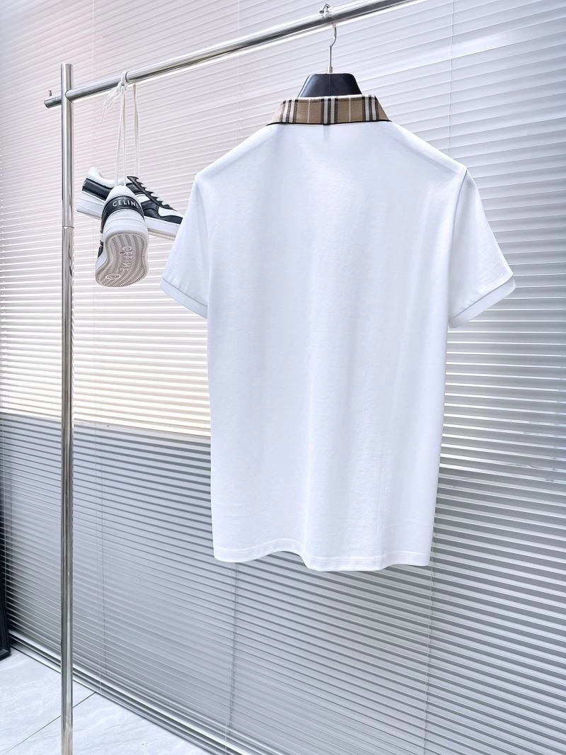 Low-cost Burberry T-Shirts