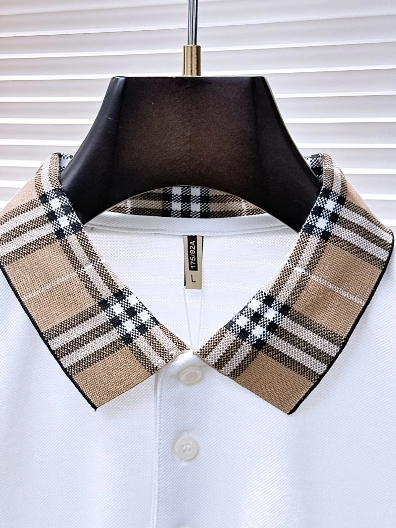 Low-cost Burberry T-Shirts