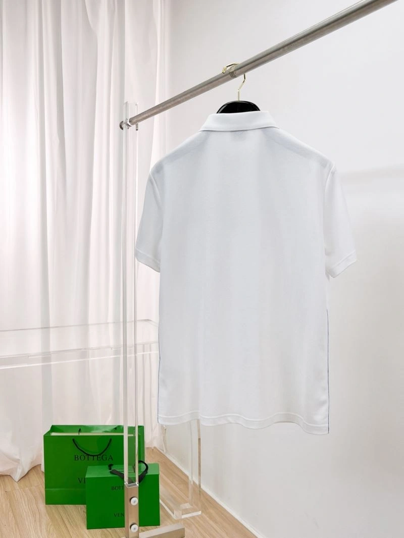 Indistinguishable Burberry T-Shirts