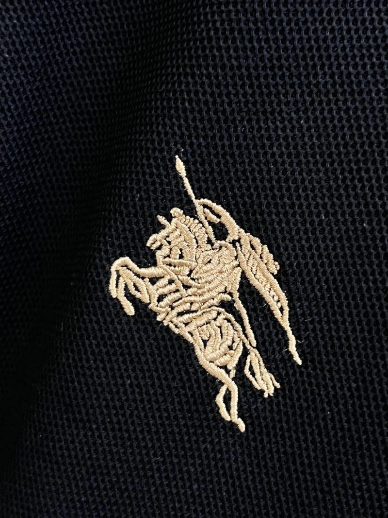Low-cost Burberry T-Shirts
